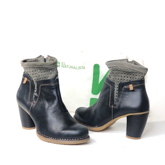 El Naturalista | Shoes | El Naturalista Leather Navy Chunky Heels ...